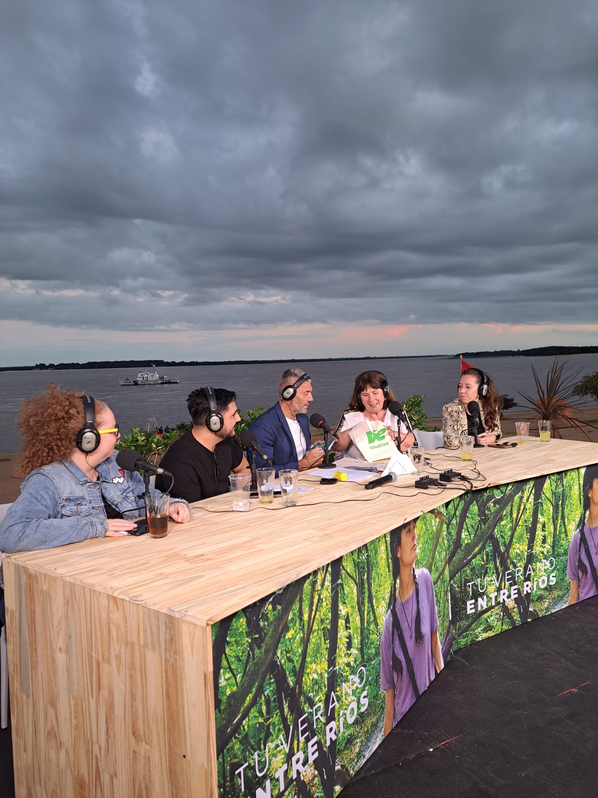 Lambert en el lanzamiento de la temporada estival entrerriana ...